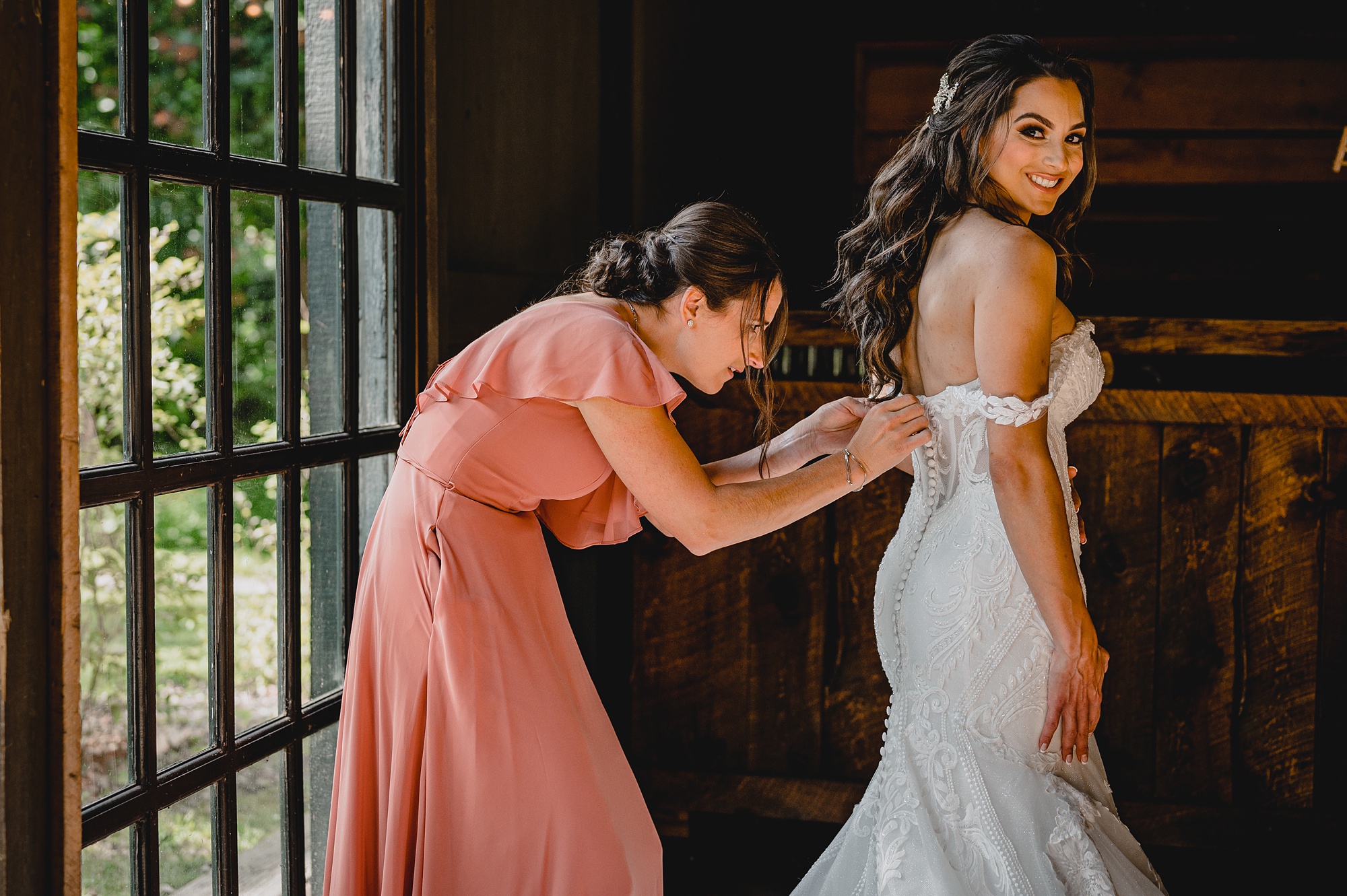 Photographer's Guide to Waterloo Village Weddings