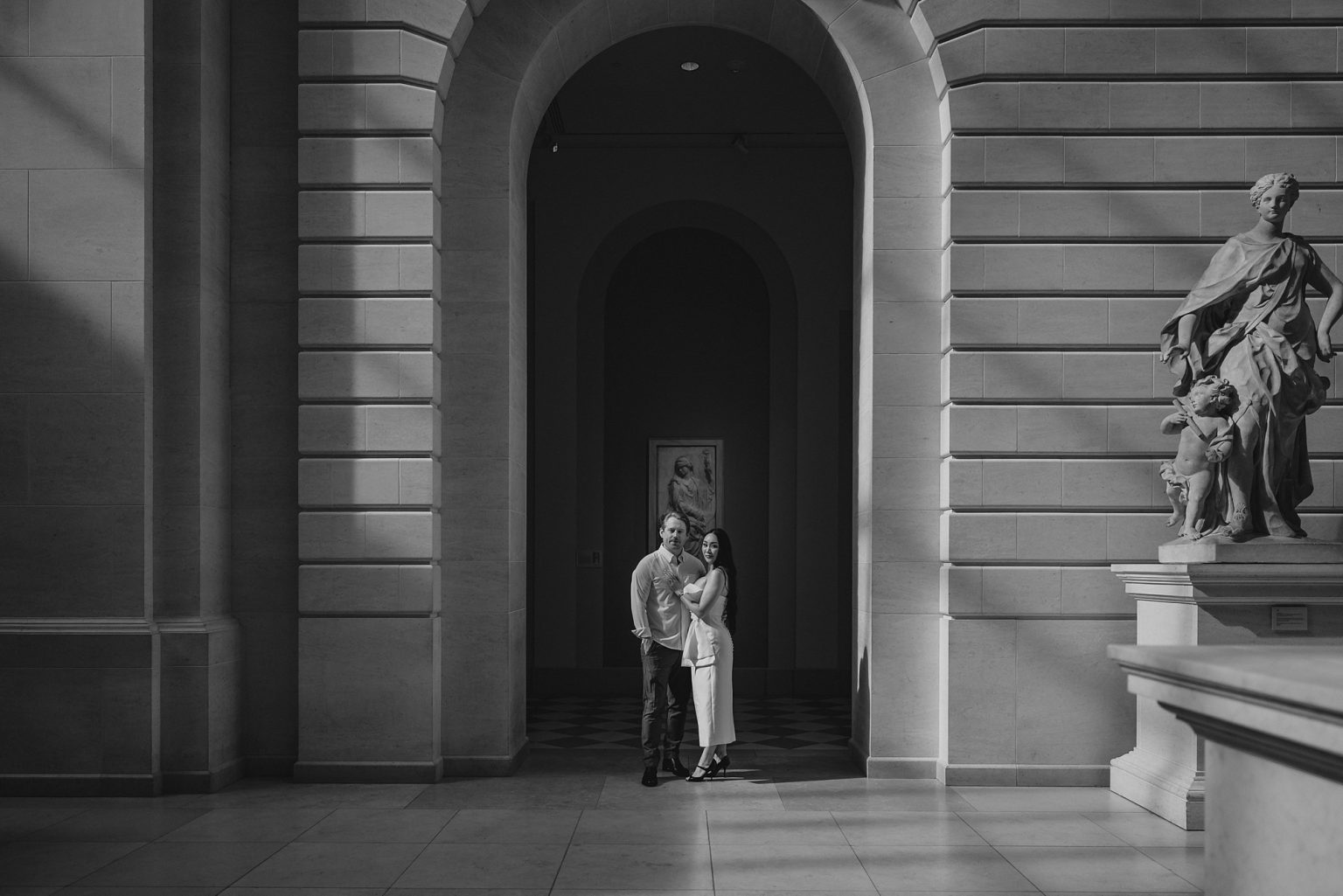 The Met Museum Engagement Session in NYC | Grace & Andrew - J&R Photography